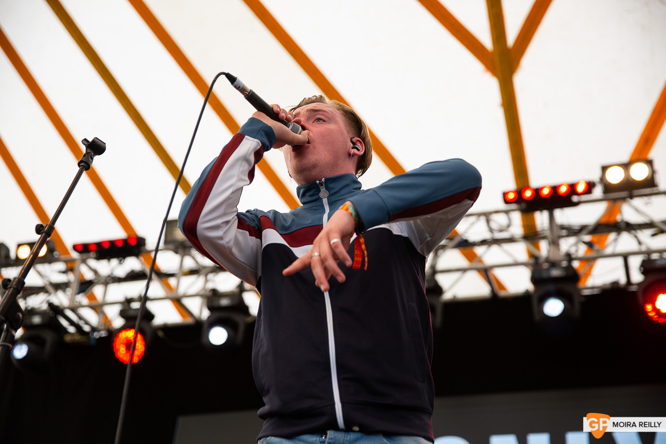 Brave Giant, Curtis Walsh, Jack Vallier & Only The Poets at Indie 2019 ...